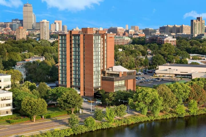 Charles River Views + On-site Dining & Fitness - Cambridge, MA