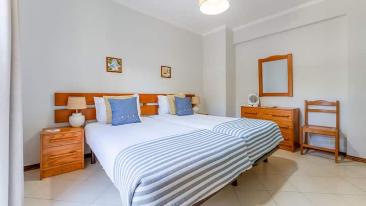 2 Bdr Flat With Pool In Vilamoura By Lovelystay - Vilamoura