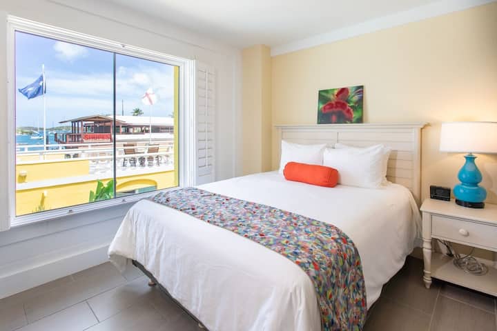Spacious 4 Rooms W/ Harbor Views & Queen Beds - Saint Croix