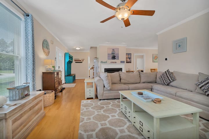 Sandals On The Bay – Family Beach Retreat - Connecticut
