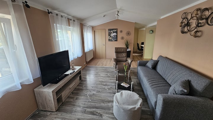 Ferienwohnung Am Schwanenteich - Bad Klosterlausnitz