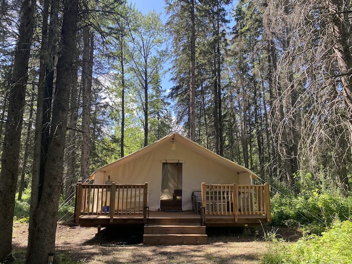 Wild Rose Glamping Tent - Alberta