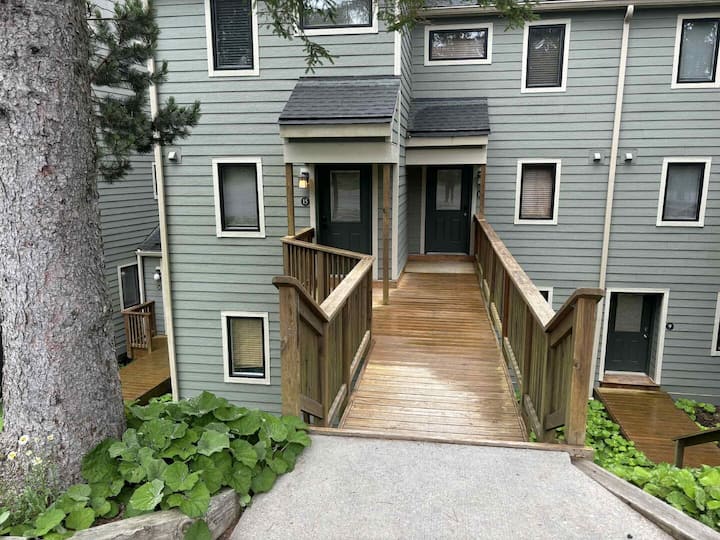 Powderidge 15 Slope Side - Seneca State Forest, Dunmore