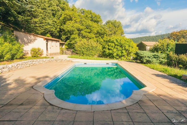 Domaine Familial La Marjoline - Nans-les-Pins