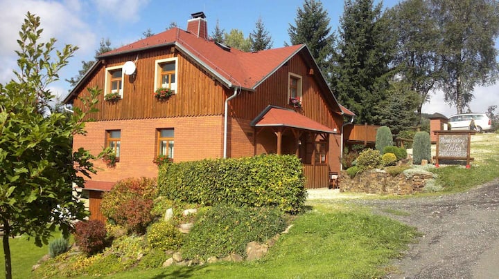 Holiday Apartment Near The Slope - Klingenthal