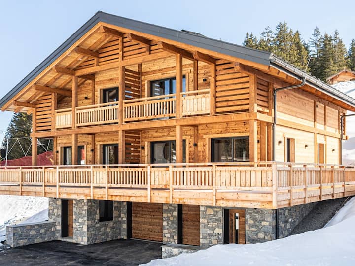 Chalet La Clusaz, 4 Pièces, 6 Pers. - Manigod