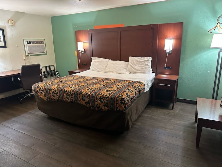 Fumez Au Lit King - 奧羅拉