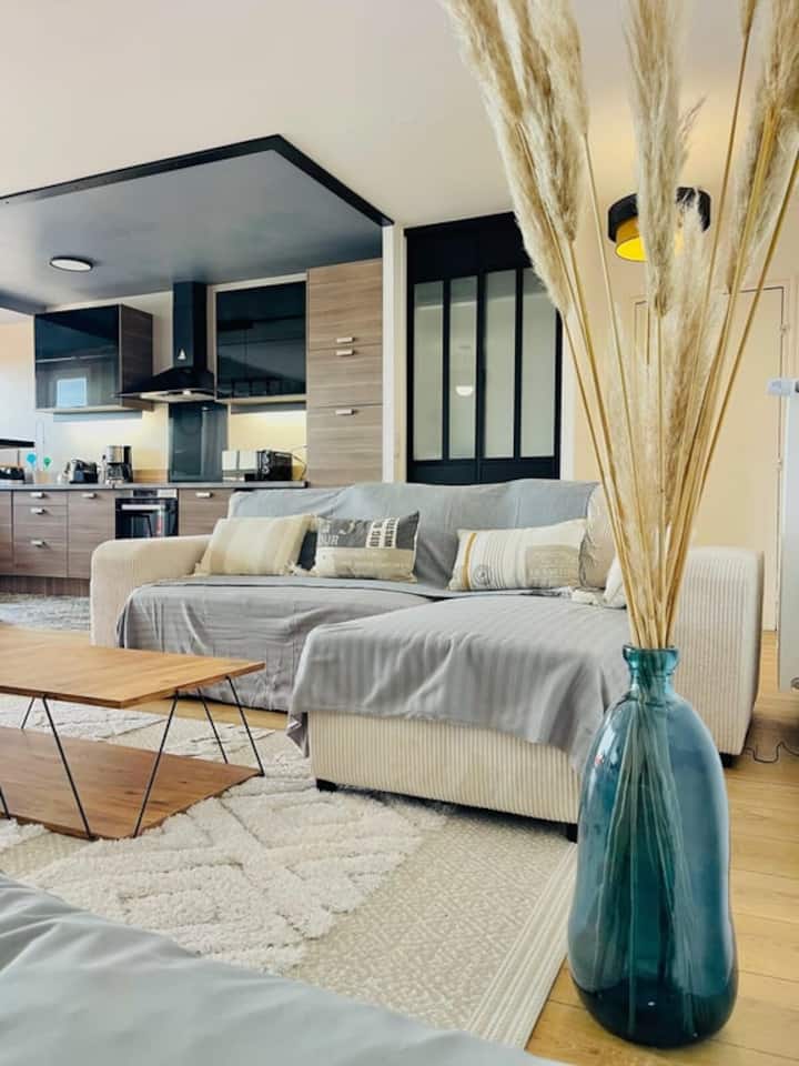 Place D'arc Horizon Orléans - 6 Personnes, Parking - ibis Orleans Centre Foch