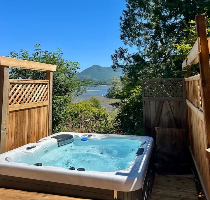 Fletcher's Cabin - Vancouver Island