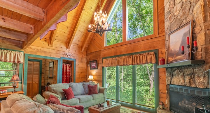 Heartwood Cabin - Rustic Charm And Forest Calm - Pigeon Forge, TN