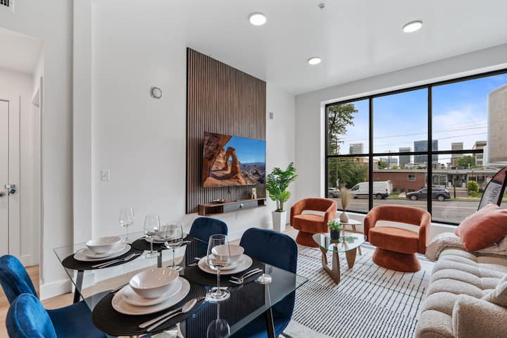 Unique 2br Slc Short Walk To Temple, Shops, Food - Salt Lake City, UT