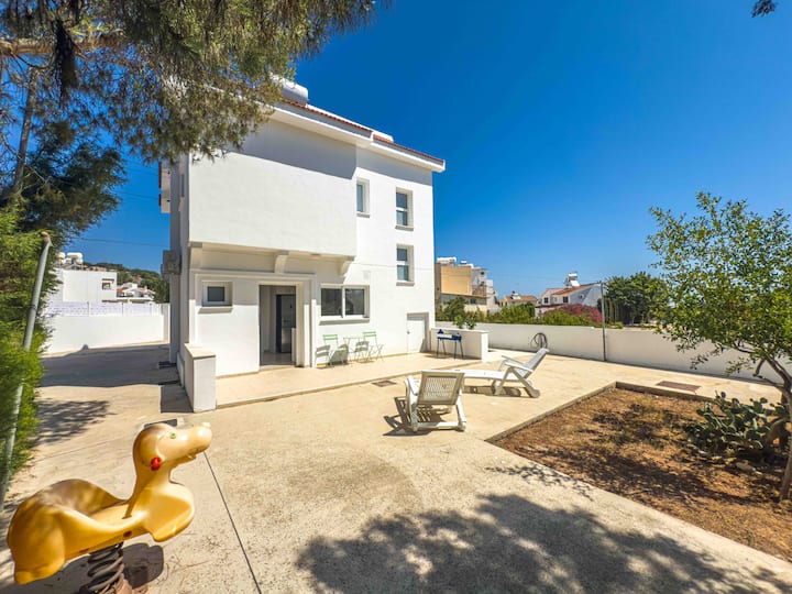 Chris Family Villa – Walk To Fig Tree Bay - Protaras