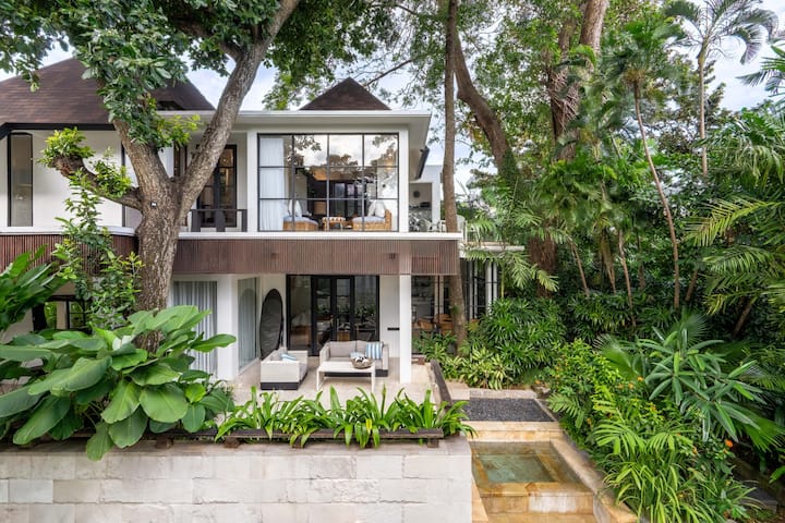 Canggu Refined 1br Suite | Bathtub, Balcony & Pool - Australia