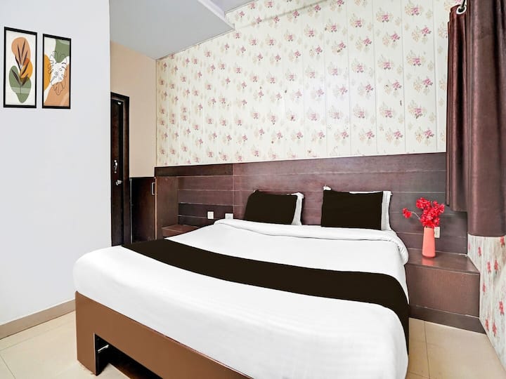 Collection O Prabhat Nagar Bareilly - Bareilly