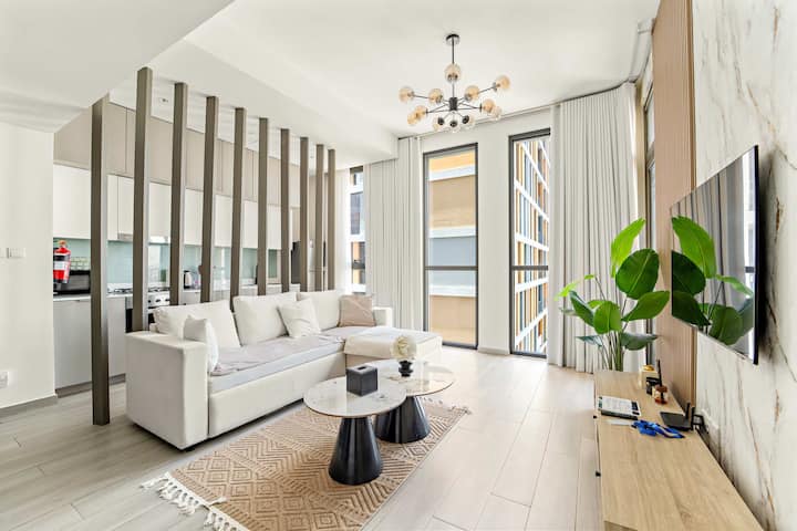 Stylish 1br In Production City With Pool And Gym - دبي