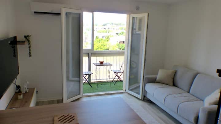 Studio Neuf Proche De La Mer Et Commerce - Six-Fours-les-Plages