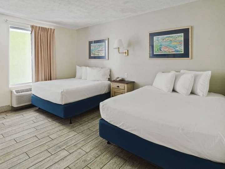 Oceanfront Room At Holiday Terrace – Pet Friendly - Panama City Beach, FL
