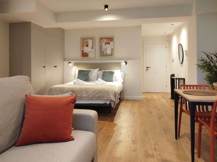 Oviedo Center Apartamentospedregal Urban Suite - Oviedo