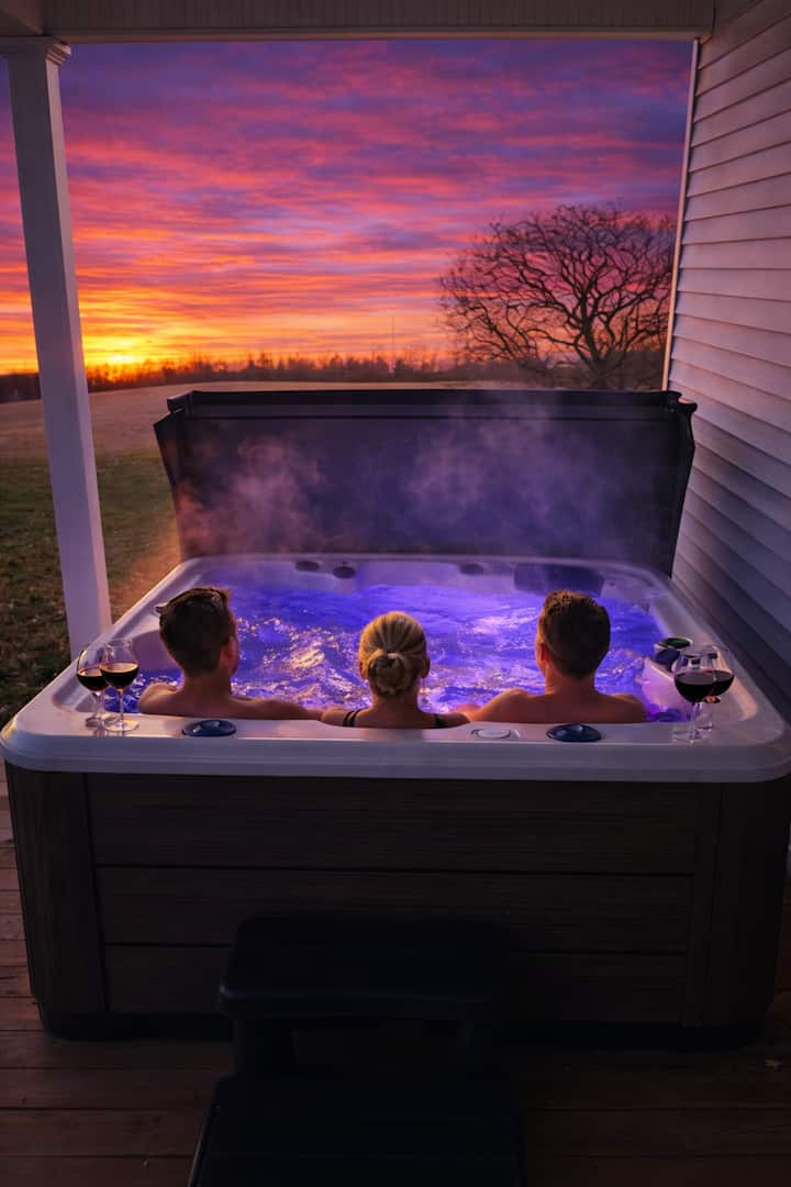 New Hot Tub • 5br Estate Near Bourbon Trail - Bardstown, KY