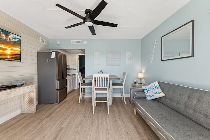 1br Condo Pools Parking Ocean Breeze @Harbor Light - Stone Harbor, NJ