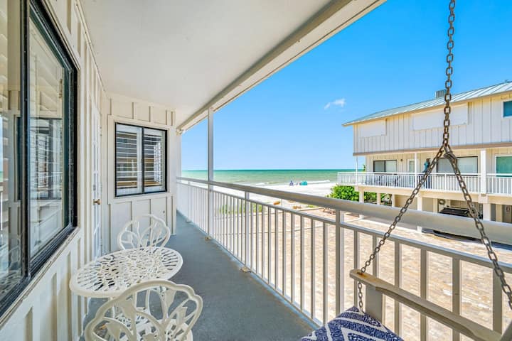 Gulfside Villas 15 -Gulf Front/pool/steps To Beach - Indian Rocks Beach, FL