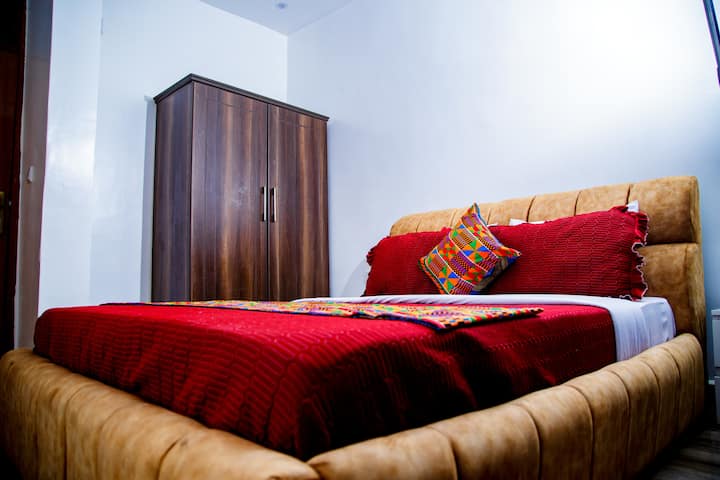 Apartment - Sleeps 4 - Parking - Balcony - Rwanda