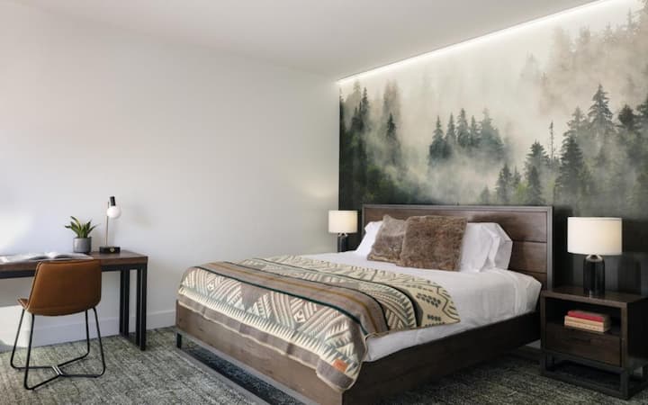 Relaxing Stay! Pet-friendly, Free Parking! - Silverthorne, CO