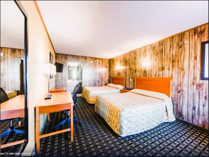 2 Lits Queen Avec Vue Sur La Rivière - Pigeon Forge, TN