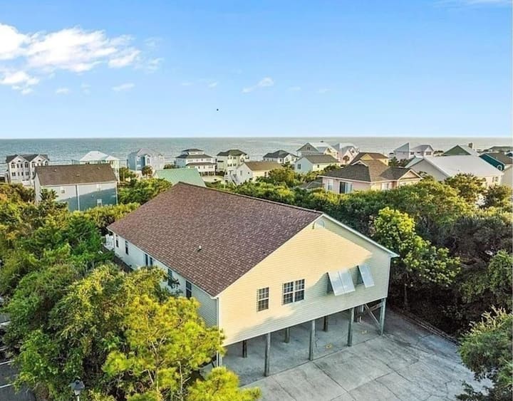 Salt Aire, Easy, 3 Minute Walk To Beach - Emerald Isle, NC