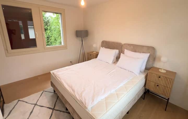 Wa - Fully Furnished Luxury House In Zug - 8 Pax - Zug
