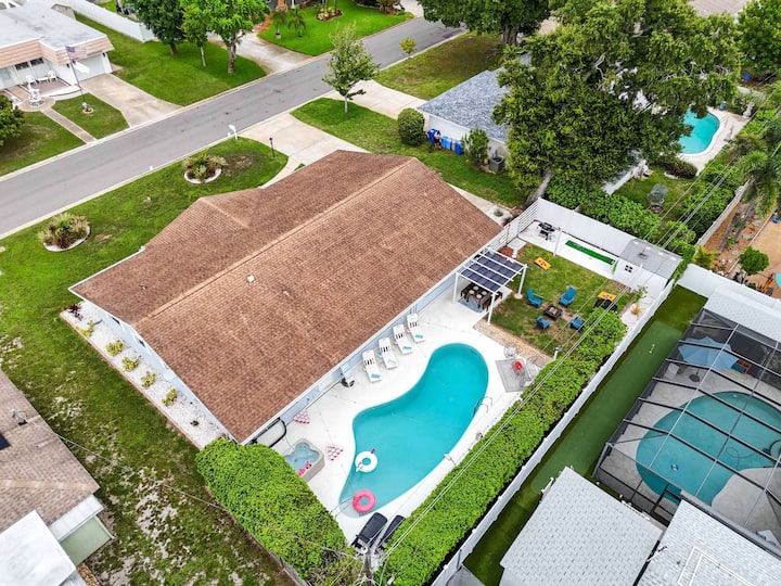 Heated Pool, 75"tv, Hot Tub, 3 Kings, Ami & Img - Bradenton, FL