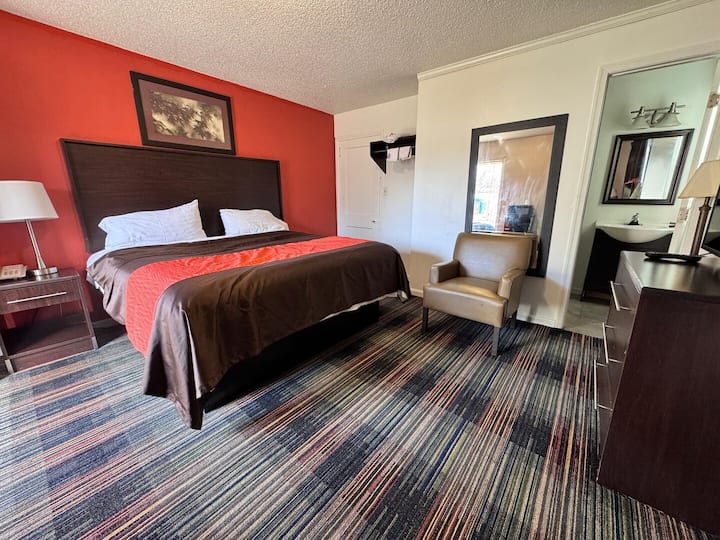 1 Lit King Et 2 Lit Complet - Ashland, VA