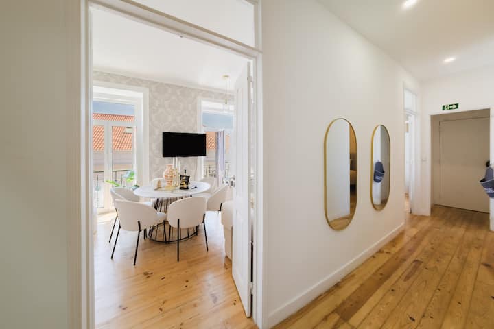 Central Lisbon 4+1 Bed / River Front - Lisbon