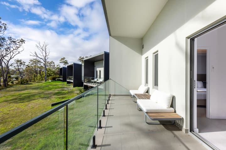 Modern 2 Bed Apartment - 6 Min Walk To Beach - Nowra