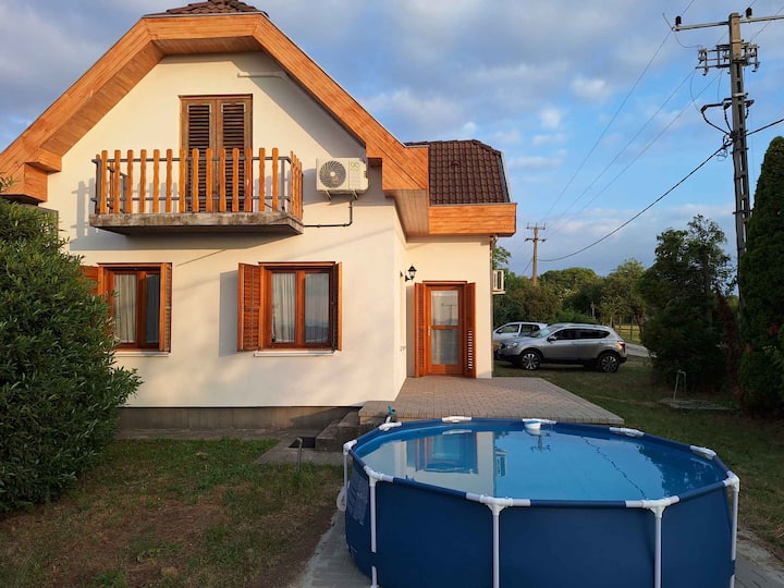 House For 4+1 Pers With Pool In Siófok R145944 - Siófok