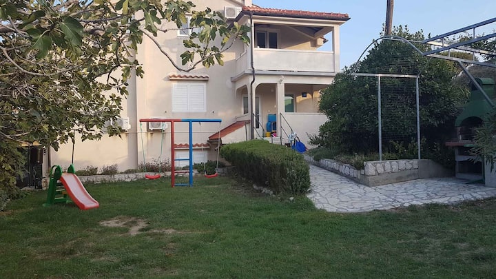 Holiday Apartment Mit Terrasse Und Klimaanlage - Lopar