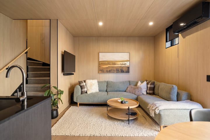 Rāua Villa, Queenstown - With Parking - Queenstown