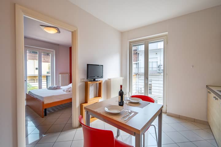 Happy Central Apartment 1 - Alba