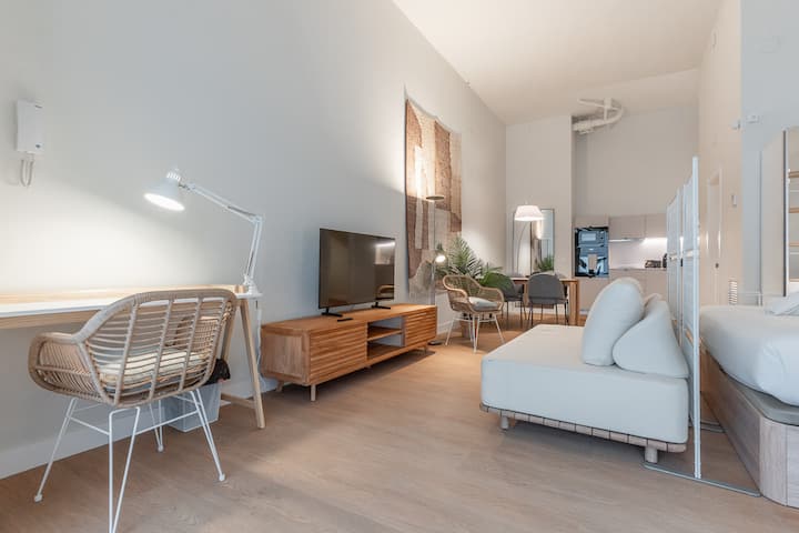 Modern Studio-1bedroom 1bathroom-ventas - Aéroport Adolfo-Suárez de Madrid-Barajas (MAD)