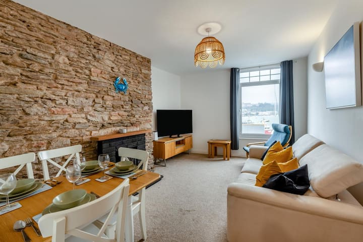 2 Bed In Kingswear (Oc-c28335) - Kingswear Castle