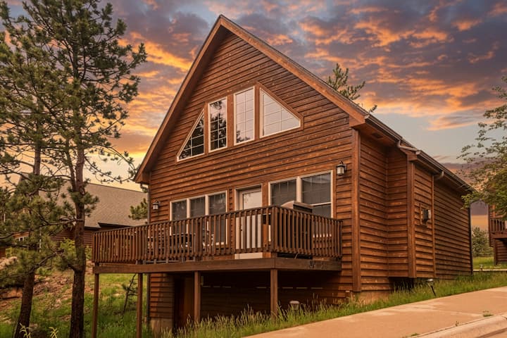 Mountain View, Cabin Vibes! Shared Hot Tub, Bbq - Estes Park, CO