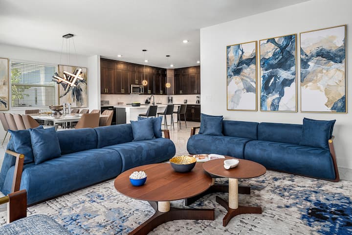 Playhouse Villa | New Villa Near Universal Studios - Orlando, FL