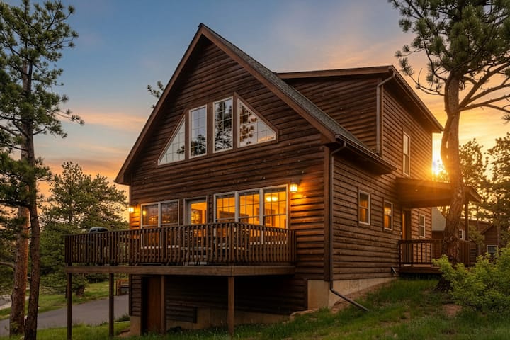 Cabin W/ Views Near Rocky Mountain National Park - Estes Park, CO