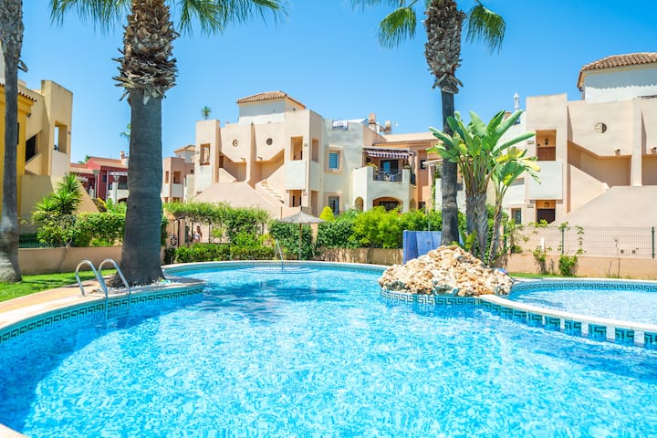 Sunny Tropical Oasis With Pool And 3 A/c Units - Playa Flamenca