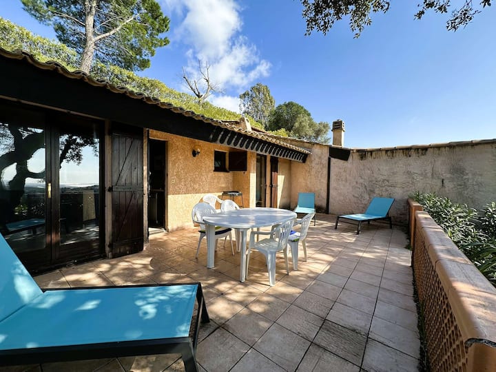 Mazet Pour 4 Personnes Avec Vue Mer Et  Piscine Co - La Londe-les-Maures