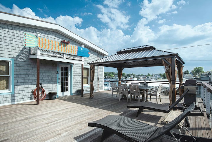 Stay At The Neck - Long Beach, Massachusetts