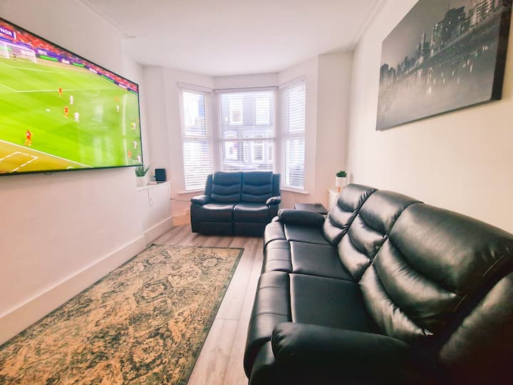 5 Star Luxury Home By Liverpool Football Stadium - イギリス リバプール