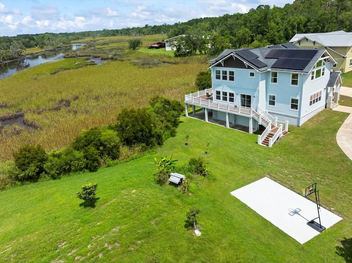 Riverfront Luxury - Gym, Game Room, Pet-friendly - ジャクソンビル, FL