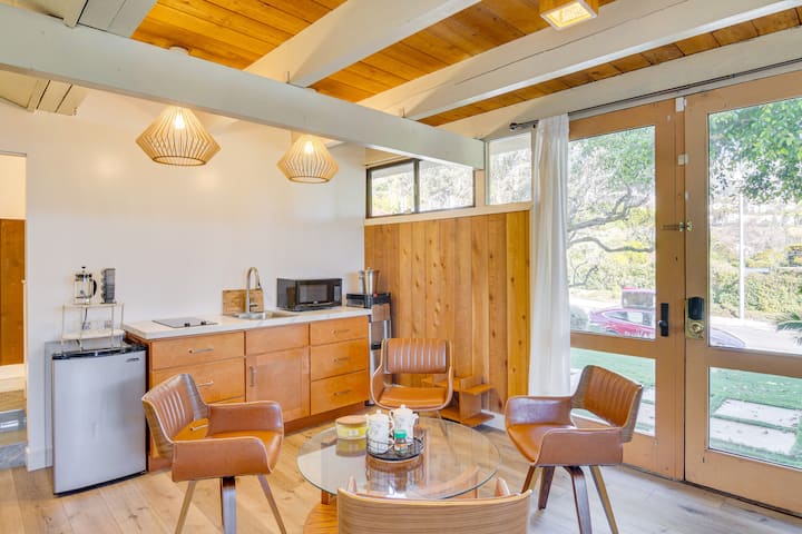 < 1 Mi To Beach & Pepperdine: Airy Malibu Studio - Malibu Beach, CA