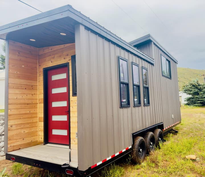 Unique | Tiny Home On The Lake - Scofield State Park, Helper